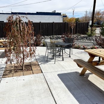 ROAMER COFFEE HOUSE - Updated December 2025 - 70 Photos & 41 Reviews ...