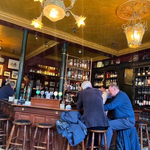 TONERS PUB - Updated September 2025 - 58 Photos & 41 Reviews - 139 ...