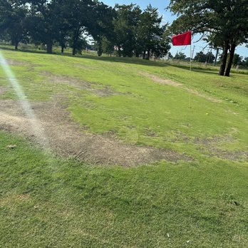 LEGENDARY OAKS GOLF COURSE - Updated December 2025 - 22 Photos & 32 ...