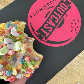 OUTCAST DOUGHNUTS - Updated June 2024 - 166 Photos & 103 Reviews - 104 ...