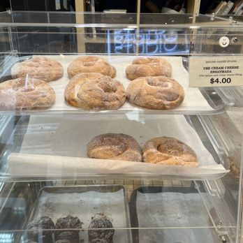 BEYOND PASTRY STUDIO - Updated June 2024 - 402 Photos & 81 Reviews ...