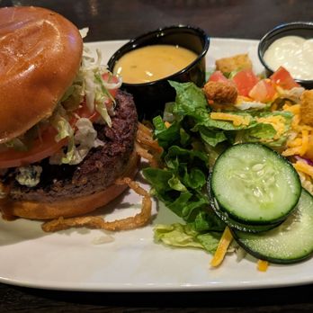 RED ROBIN GOURMET BURGERS AND BREWS - Updated September 2025 - 497 ...