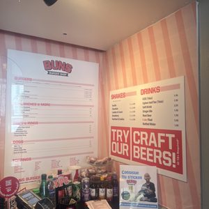 BUNS BURGER SHOP - 275 Photos & 404 Reviews - Av. Ashford 1214, San ...