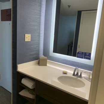 DOUBLETREE BY HILTON HOTEL BOSTON-ANDOVER - Updated July 2024 - 191 ...