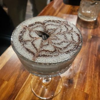 ESTELLA - Updated February 2025 - 211 Photos & 196 Reviews - 49 Temple ...