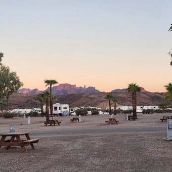 EMERALD COVE RV RESORT - Updated November 2025 - 249 Photos & 169 ...