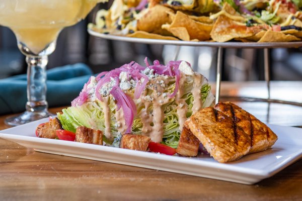 DEL PEZ MEXICAN GASTROPUB - 422 Photos & 322 Reviews - 400 Justison St ...