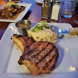 ELEVATION 486 - Updated August 2024 - 601 Photos & 685 Reviews - 195 ...