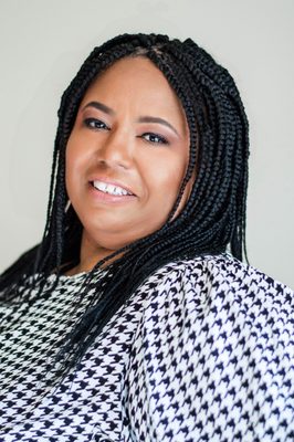 PHYLLIS ROBERTS - REAL ESTATE AGENT @ REALEDGE REAL ESTATE - Updated ...