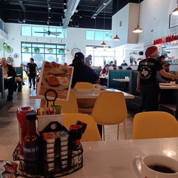 SCRAMBLER CAFE PRINCETON - Updated August 2025 - 95 Photos & 84 Reviews ...