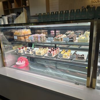 TOUS LES JOURS - Updated April 2025 - 173 Photos & 39 Reviews - 1 Grand Corner Ave, Gaithersburg ...