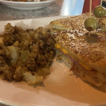 THE MOD OLIVE - 106 Photos & 63 Reviews - 115 N Main St, Suffolk ...