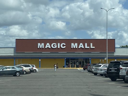 MAGIC MALL PLAZA - 24 Photos & 15 Reviews - 2155 W Colonial Dr, Orlando ...