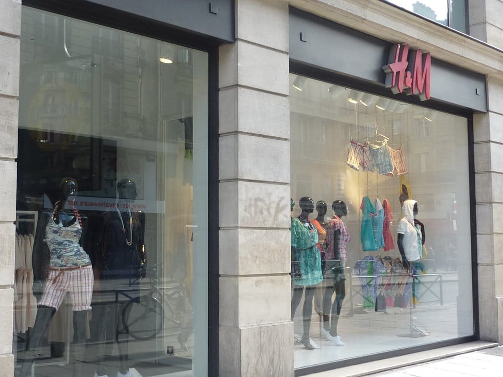 H&M - Updated April 2024 - 18 Reviews - 2 Rue des Déchargeurs, Paris ...