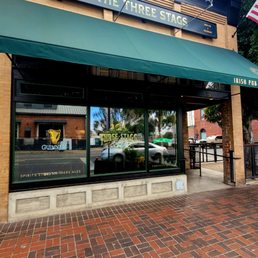 THE THREE STAGS IRISH PUB & RESTAURANT - Updated December 2025 - 185 ...