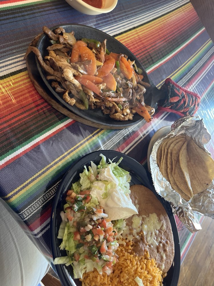 FIESTA ROSITA - Updated January 2026 - 133 W Main St, Spring Grove ...