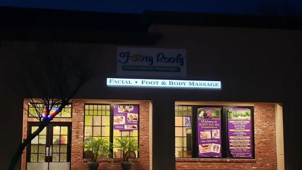 FOOTY ROOTY - CITRUS HEIGHTS - Updated December 2025 - 56 Photos & 77 ...