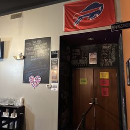 HELIUM COMEDY CLUB / ELEMENTS BAR & GRILLE - Updated December 2025 ...