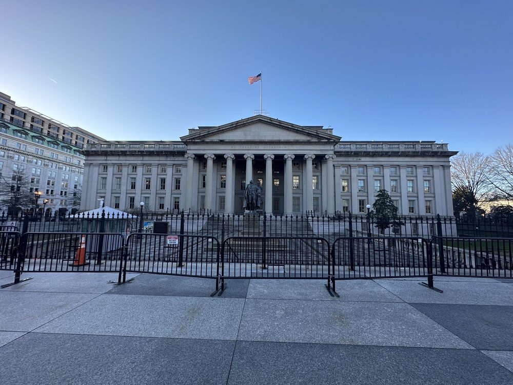 SECRET SERVICE US TREASURY DEPARTMENT - Updated December 2024 - 13 ...