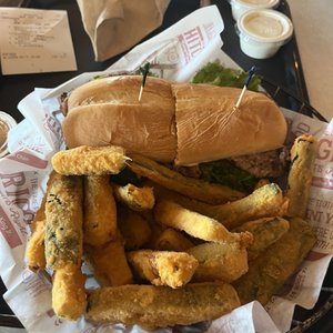THE HITCH BURGER GRILL - RANCHO CUCAMONGA - 177 Photos & 213 Reviews ...