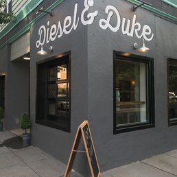 DIESEL AND DUKE - Updated October 2025 - 281 Photos & 255 Reviews - 389 ...