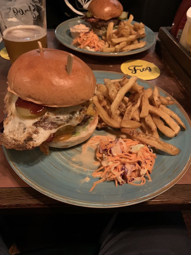 FROG HOP HOUSE - Updated July 2025 - 84 Photos & 55 Reviews - 10 rue ...