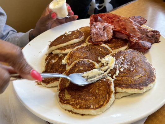 APOLLO DINER - Updated July 2024 - 101 Photos & 116 Reviews - 630 ...