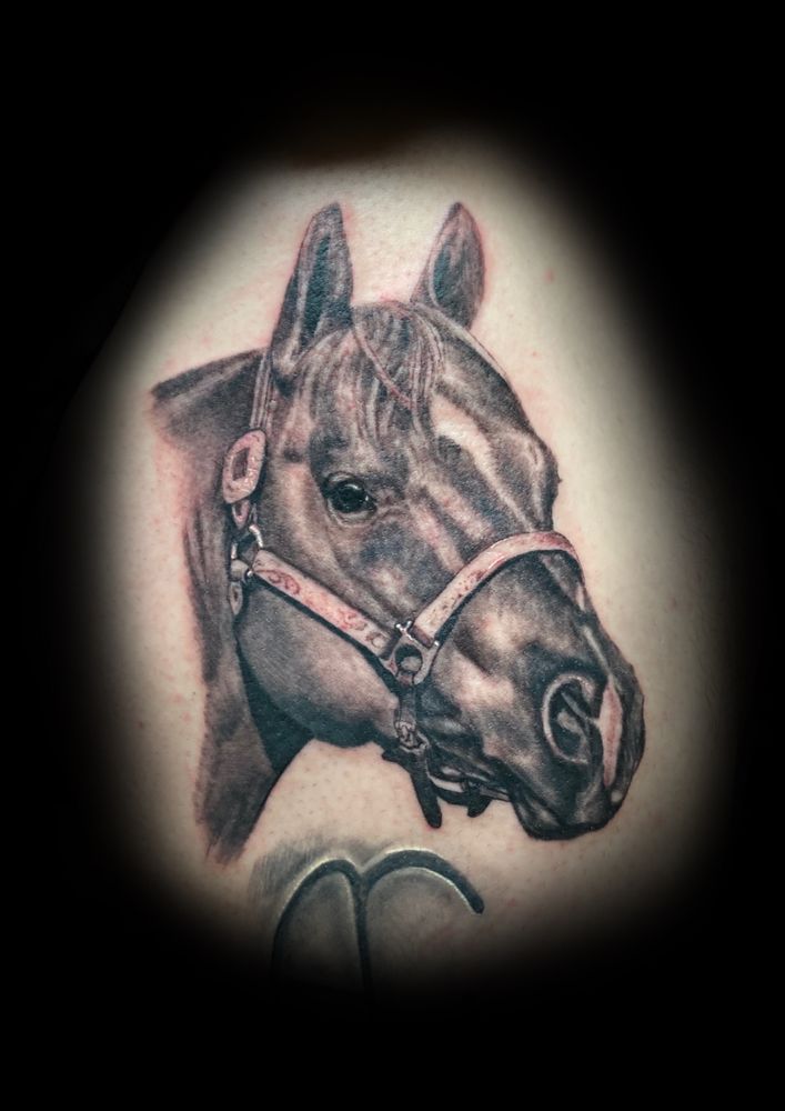 EL MONO FINE INK - Updated July 2025 - 15 Photos - Reno, Nevada ...