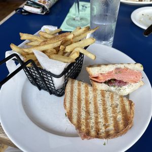 THE BROWN BAER - 50 Photos & 68 Reviews - 181 E Rhine St, Elkhart Lake ...