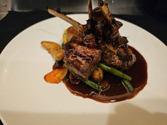 STATION 202 RESTAURANT & BAR - Updated October 2025 - 127 Photos & 53 ...