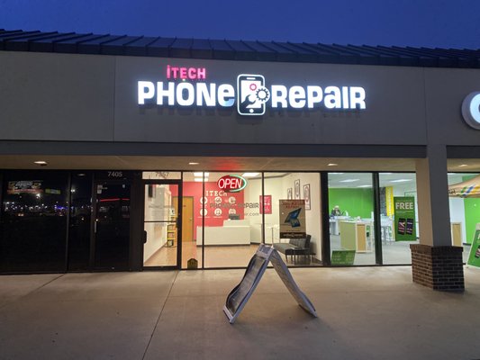 ITECH PHONE REPAIR - 10 Photos - 7357 S Western Ave, Oklahoma City ...