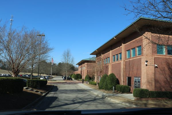 ATLANTA FALCONS TRAINING CAMP - 29 Photos - 4400 Falcon Pkwy, Flowery ...