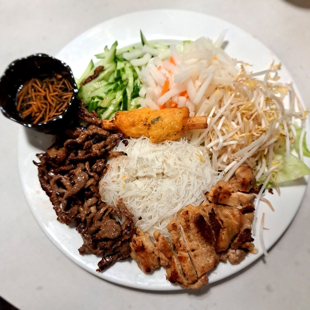 PHO XE LUA VIETNAMESE RESTAURANT - Updated December 2025 - 106 Photos ...