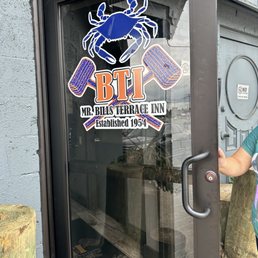MR BILL’S TERRACE INN - Updated December 2025 - 243 Photos & 189 ...