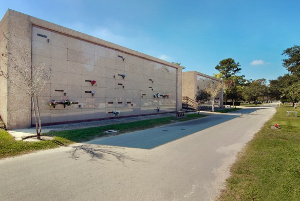 EARTHMAN RESTHAVEN FUNERAL HOME AND CEMETERY - Updated December 2025 ...