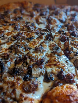 RED RUNNER PIZZA - Updated October 2025 - 93 Photos & 125 Reviews ...