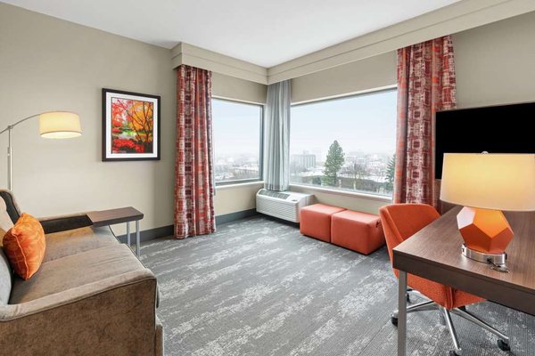 HAMPTON INN & SUITES SPOKANE DOWNTOWN-SOUTH - 83 Photos - 675 S ...