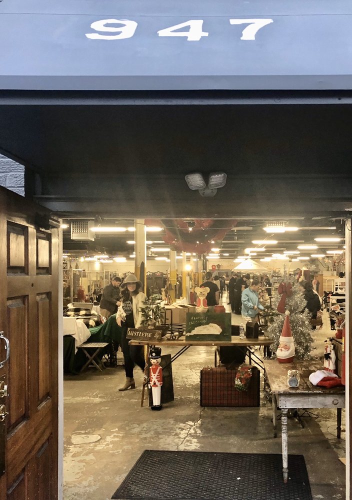 FLEUR DE FLEA VINTAGE URBAN MARKET - 143 Photos & 36 Reviews - 947 E ...