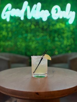 TABLE 59 - Updated December 2025 - 160 Photos & 182 Reviews - 3360 N ...