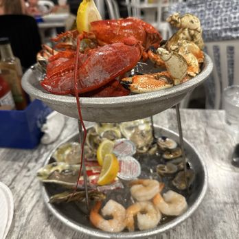 2 MILE RESTAURANT & BAR - Updated July 2025 - 380 Photos & 316 Reviews ...