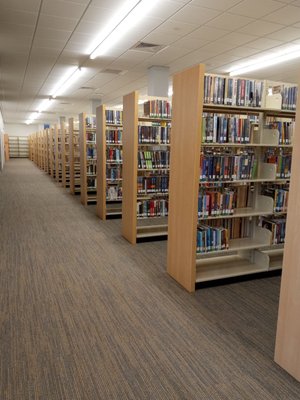 MERIDEN PUBLIC LIBRARY - Updated December 2025 - 45 Photos - 105 Miller ...