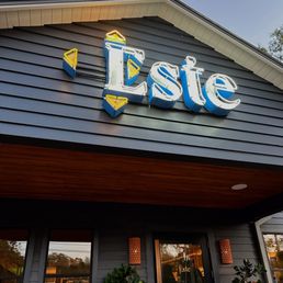 ESTE - Updated November 2024 - 915 Photos & 301 Reviews - 2113 Manor Rd ...