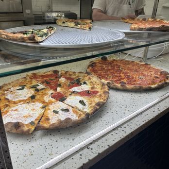 CELLO’S PIZZERIA - Updated October 2024 - 34 Photos & 20 Reviews - 36 ...