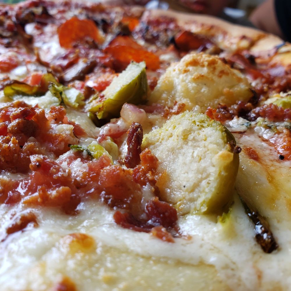 PIZZAMORE’ - 183 Photos & 210 Reviews - 722 E 5th Ave, Mount Dora, FL ...