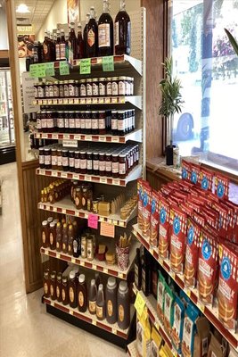 VALLEY MARKET - Updated June 2025 - 32 Photos - 701 Central Ave, Coon ...