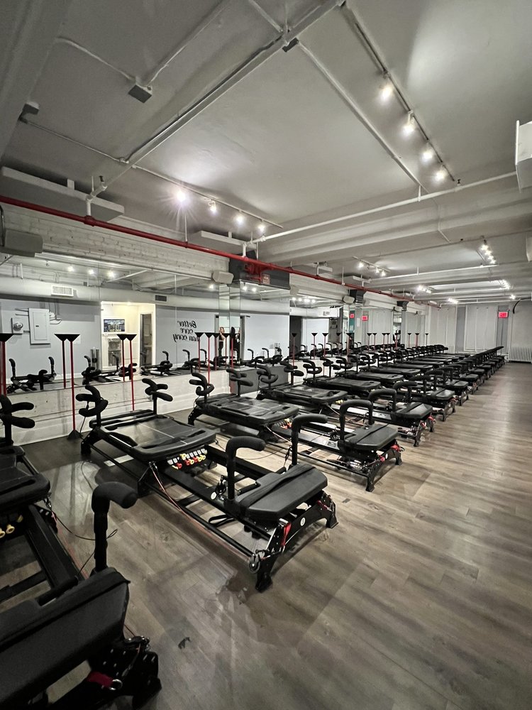 SLT FLATIRON - Updated July 2025 - 17 Photos & 45 Reviews - 137 5th Ave ...