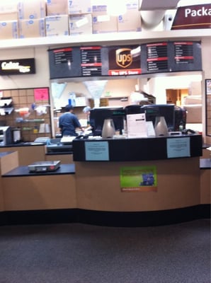 THE UPS STORE - Updated May 2025 - 34 Photos & 44 Reviews - 4616 25th ...