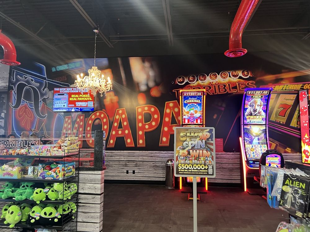 CHEVRON - Updated August 2025 - 80 Photos - 900 Lewis Ranch Rd, Moapa ...