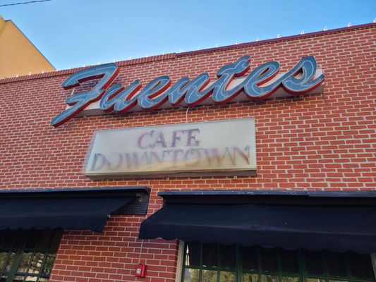 FUENTES CAFE DOWNTOWN - Updated November 2024 - 90 Photos & 90 Reviews ...