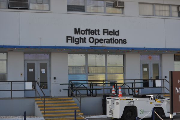 AVPORTS MOFFETT FEDERAL AIRFIELD - Updated December 2025 - 26 Photos ...